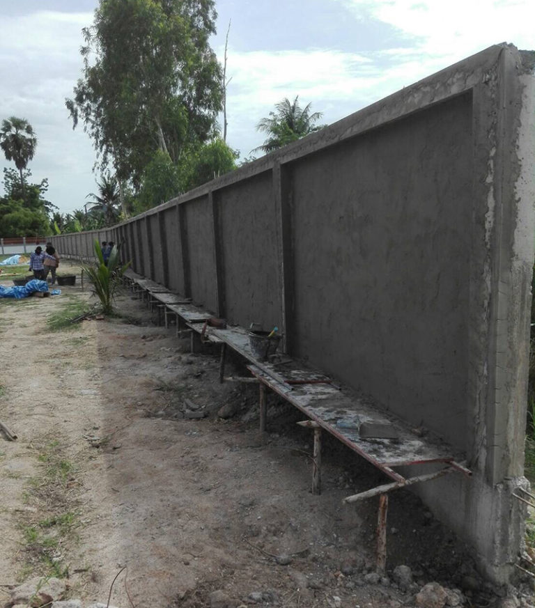Building a Perimeter Wall in Thailand - Thai Home Design